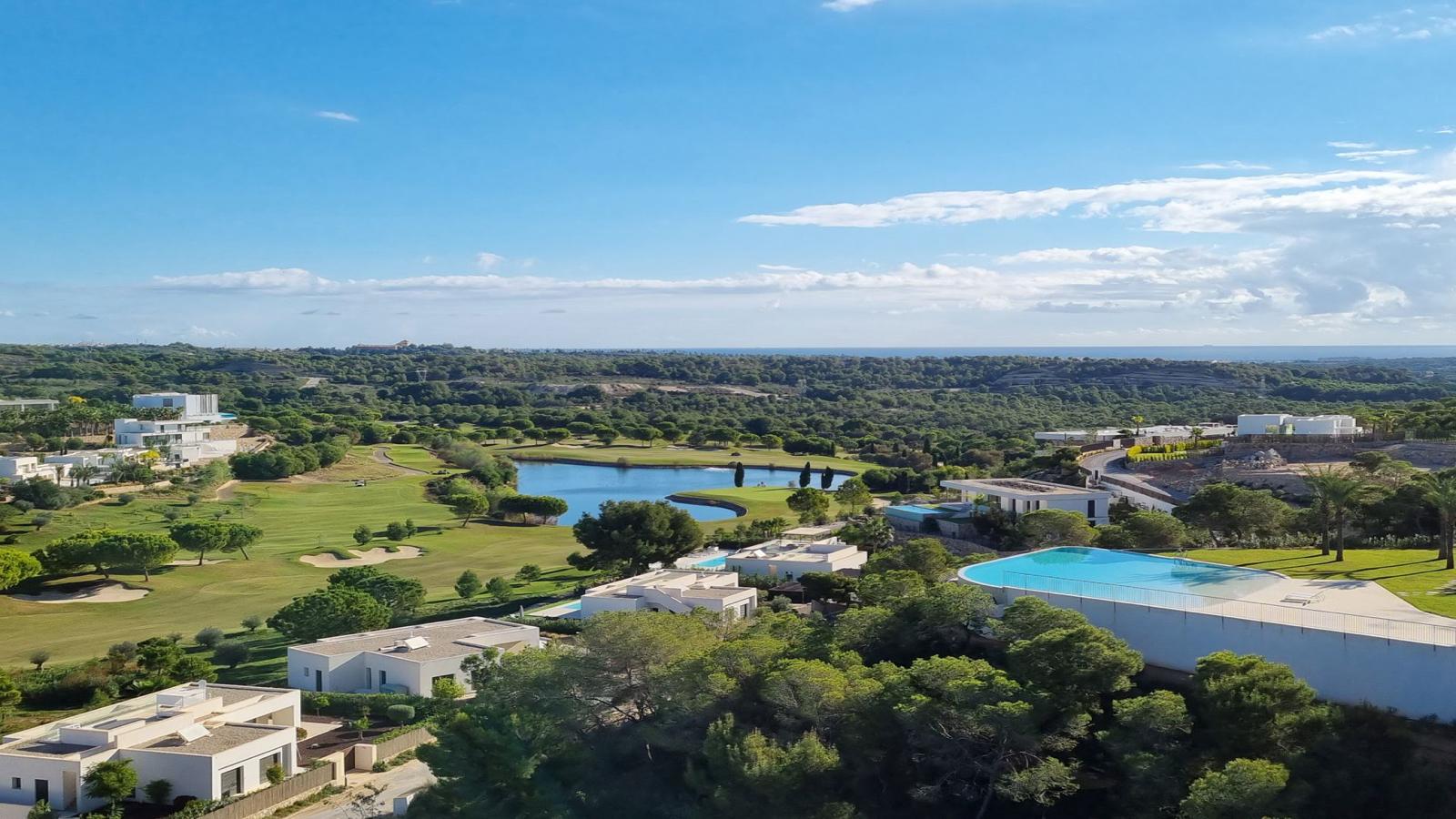 Villas modernas en venta en Las Colinas Golf, Alicante